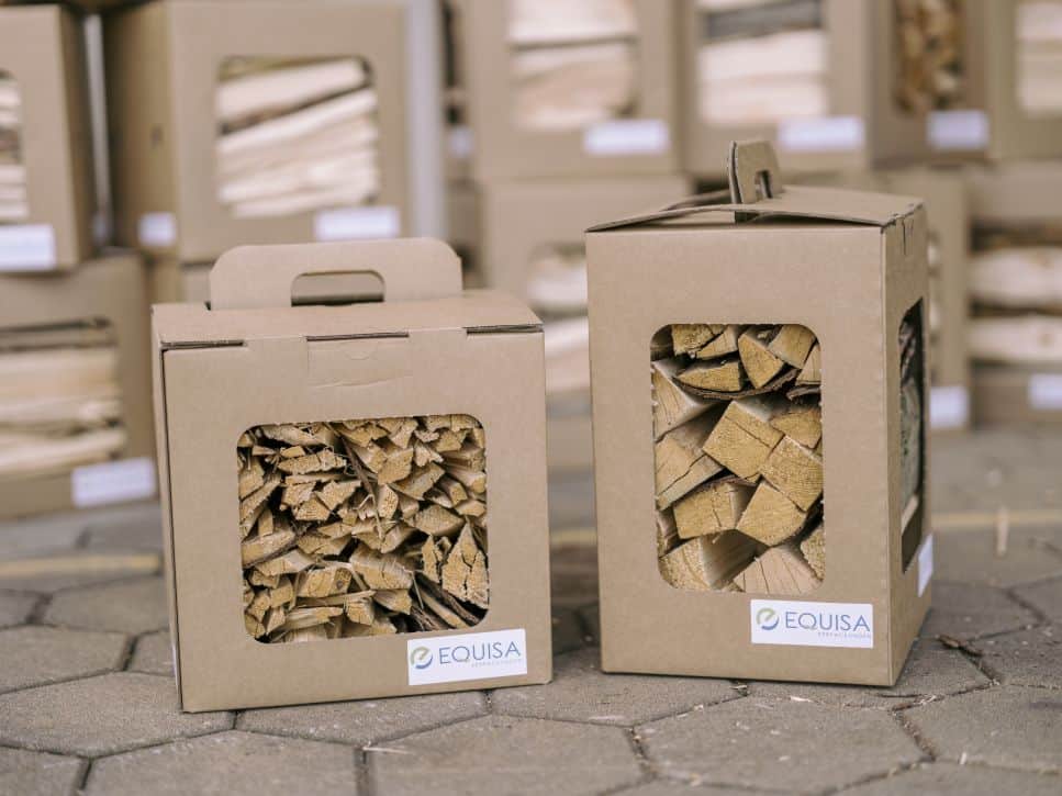 Log splitting machine AutoSplit for tempering & firewood wood